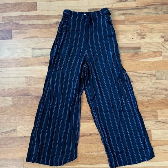 Wilfred | Pants & Jumpsuits | Wilfred From Aritzia Faun High Waist Wide Leg | Poshmark